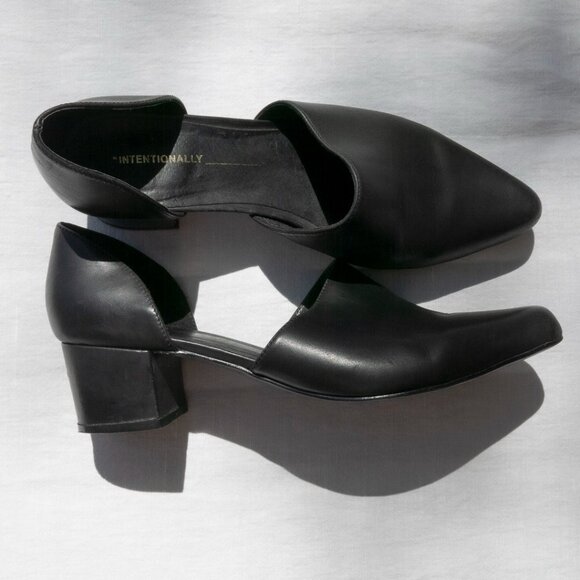 INTENTIONALLY BLANK | Shoes | Intentionally Blank Perfhi Dorsey Heel ...